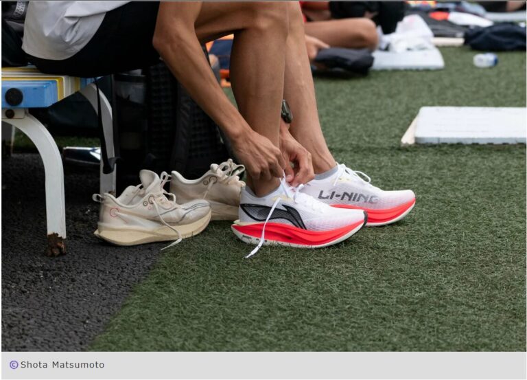 大迫傑の靴はリーニン「FEIDIANシリーズの6ELITE」【ﾊﾞﾚﾝｼｱﾏﾗｿﾝ2025】 - ごちゃまぜニュース